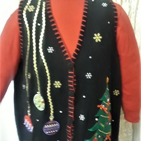 Holiday Editions | Sweaters | Xmas Vest Tree Balls Decorated | Poshmark